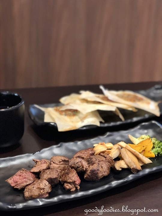 GoodyFoodies: CHIBO MyTOWN: Famous Okonomiyaki from Osaka, Japan!