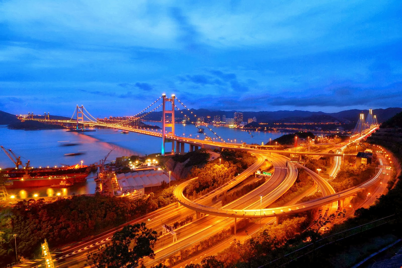 1 World Knowledge: Tsing Ma Bridge - One Of The Architectural Wonders