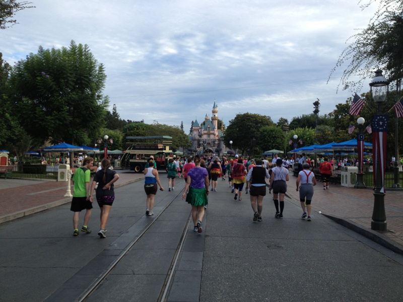 Disneyland Race Weekend 2013 Part 2 - Inaugural Disneyland 10k - This ...
