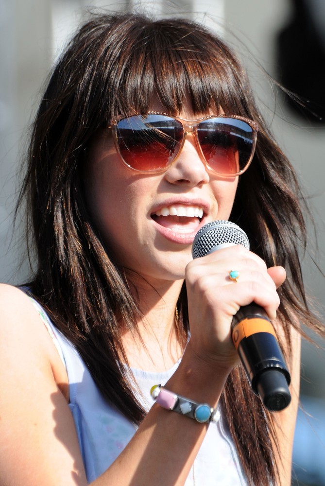 Maybe Carly Rae Jepsen Hairstyles | Angled Bob Hairstyle