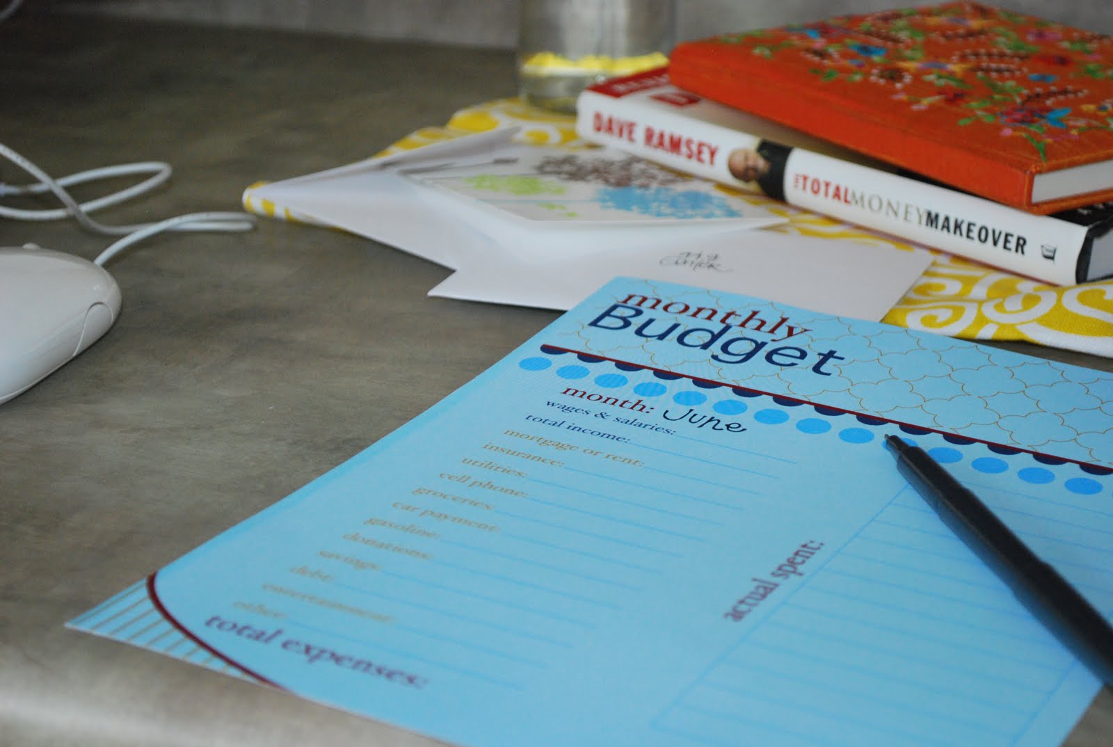 sissyprint: freebie friday- monthly budget