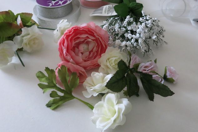 Vibrant Vantage: DIY Prom Wrist Corsage + Boutonnière