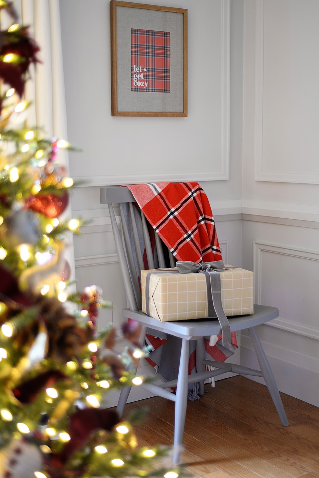 How To Decorate For Christmas On A Budget - Rambling Renovators