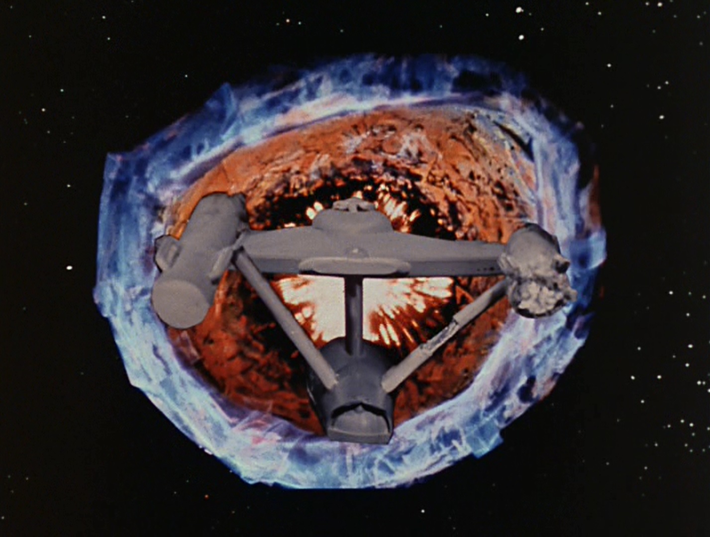 yerfacewillfreezelikethat: Salt Lamps (and the Planet-Eater)