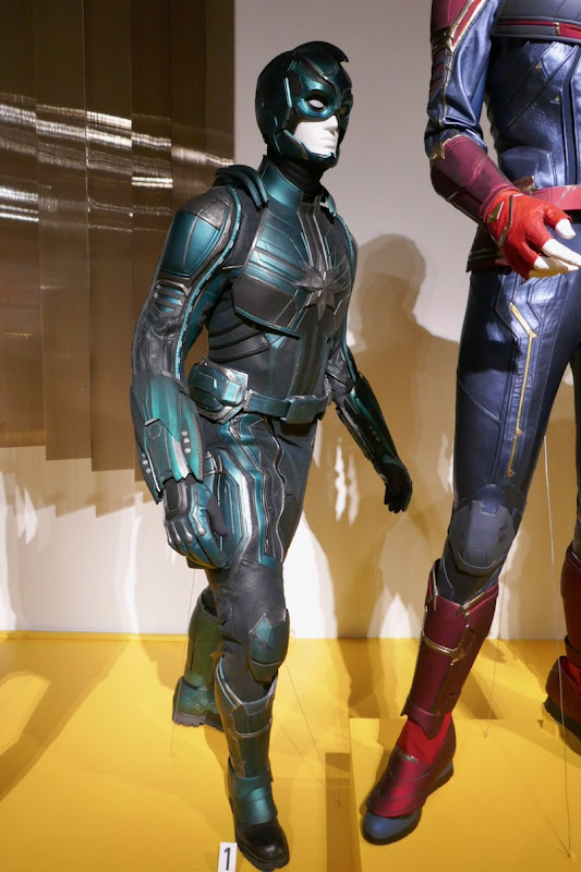 Hollywood Movie Costumes and Props: Brie Larson and Jude Law costumes ...