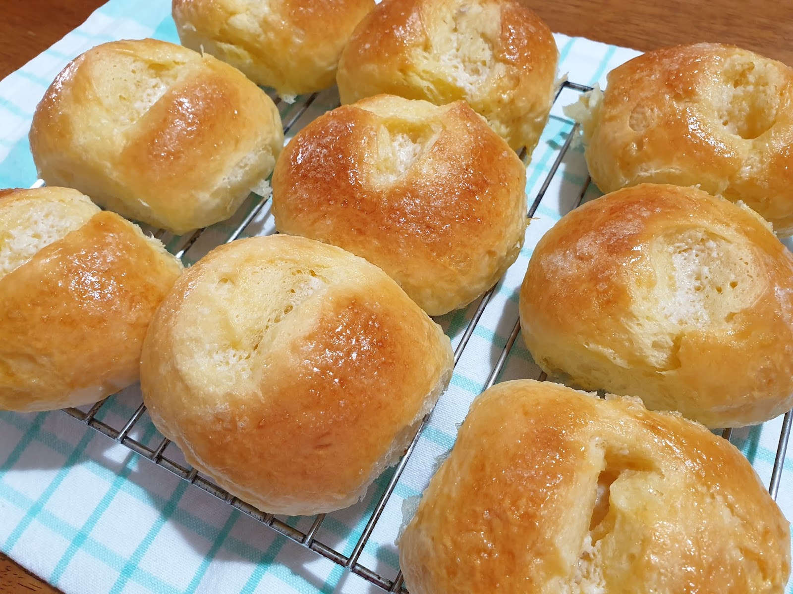 Butter Sugar Buns