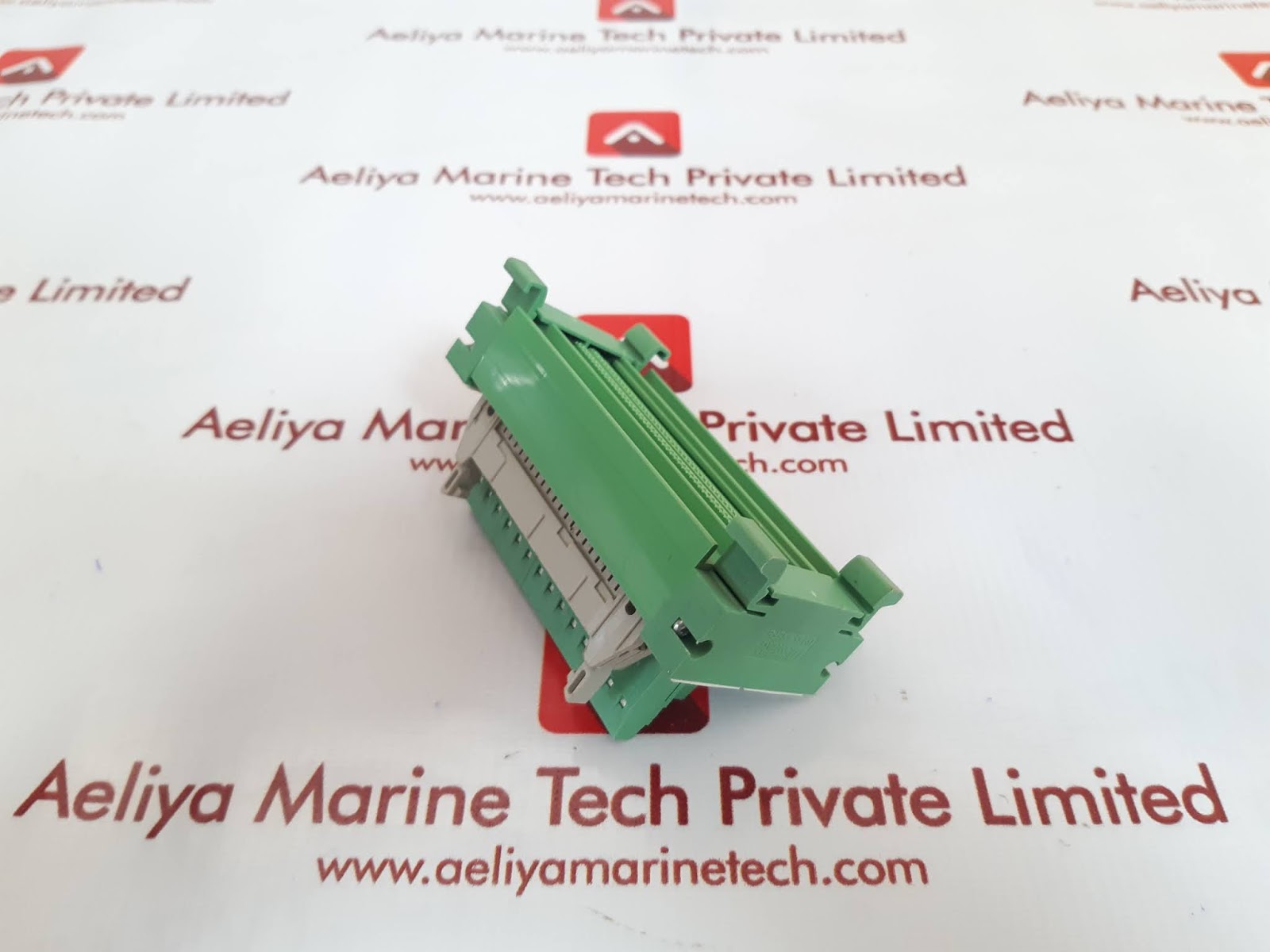 PHOENIX CONTACT UM 45 - FLKS40 INTERFACE MODULE 2962683 - Aeliya Marine