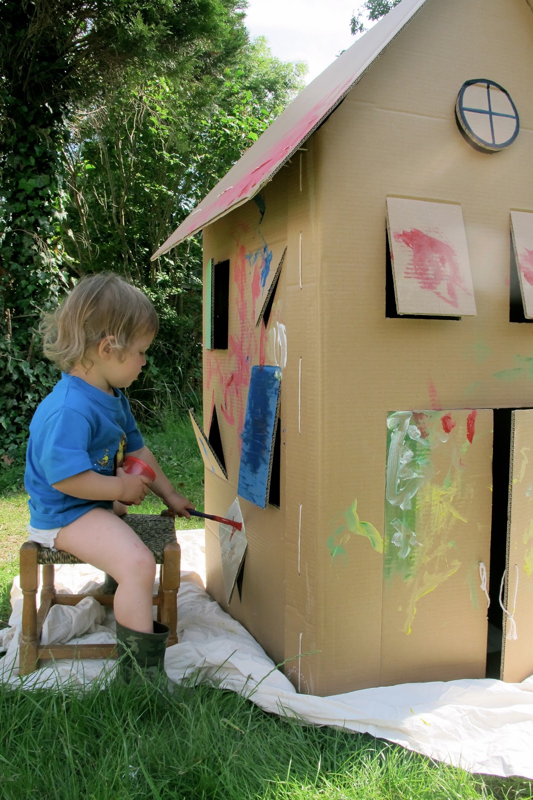 Kat This Kat That: DIY Cardboard Shape House