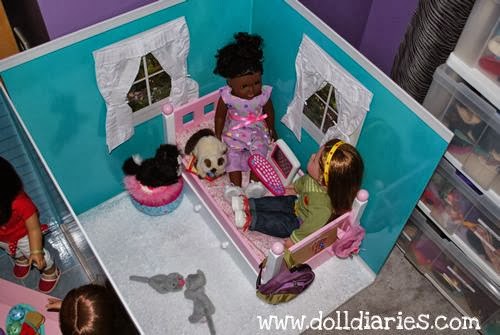 Once Upon A Doll Collection : American Doll Room Giveaway at Doll Diaries