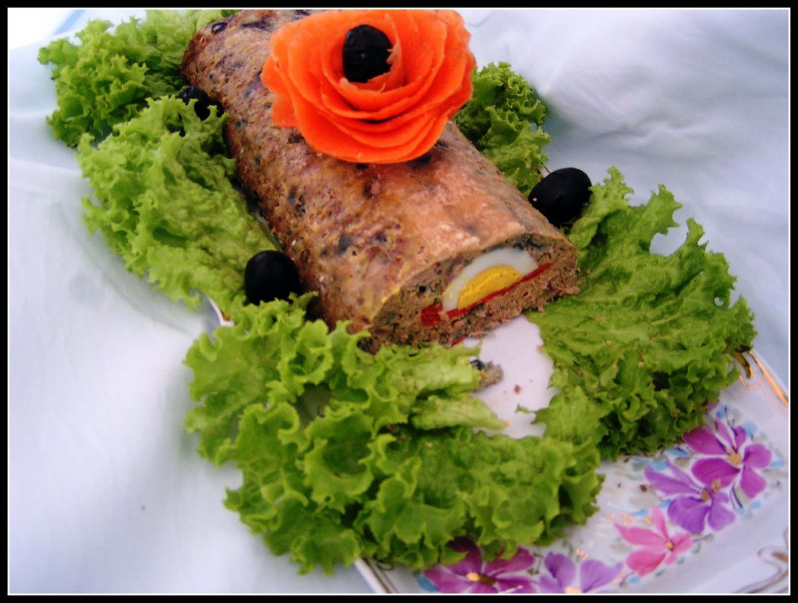 PASIUNI: TERINA DIN MĂRUNTAIE DE PUI