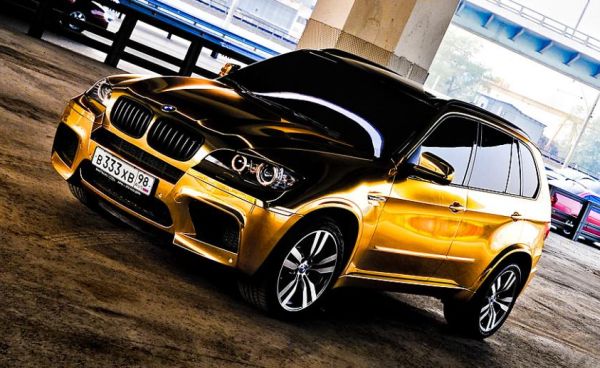 Fantastic World: Bmw In Gold