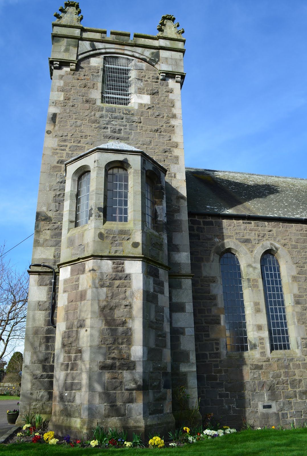 Tour Scotland: Tour Scotland Photographs Parish Church Newburgh Fife ...