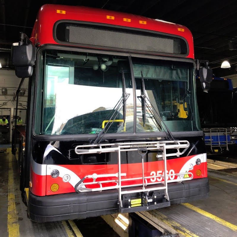 Electric Bus Rolls Into Kansas City