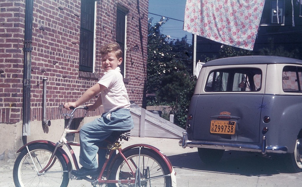 Lovely Color Snapshots of Kids with Their Bicycles in the 1960s ...