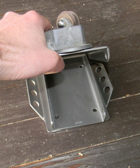 Ericson 25, Oystercatcher: Spars, Mast Hinge, Part 3: Construction of ...