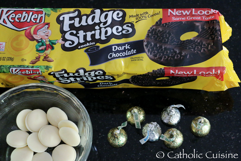 Catholic Cuisine: Viking Shield Cookies for the Feast of St. Magnus