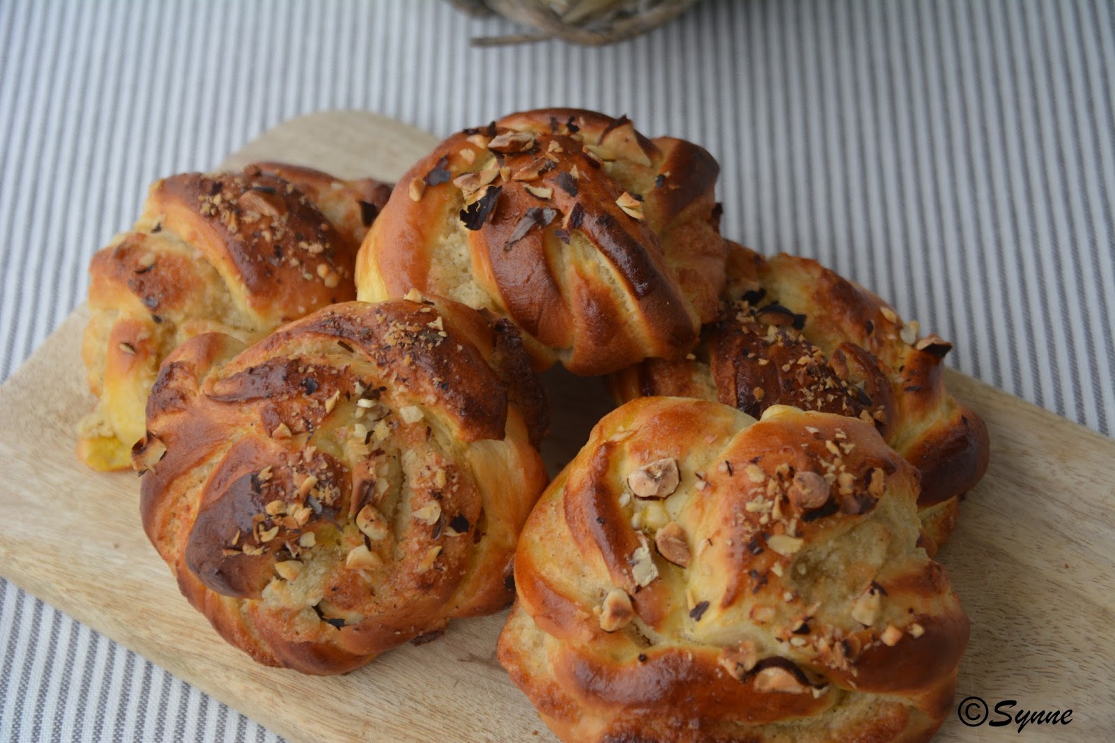 ganske enkelt: Boller med marsipanfyll