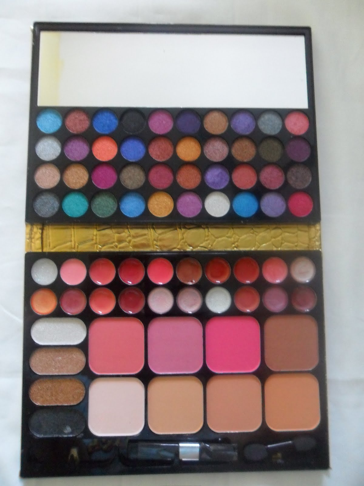 Jueamor Beauty: MAKE UP PALLET