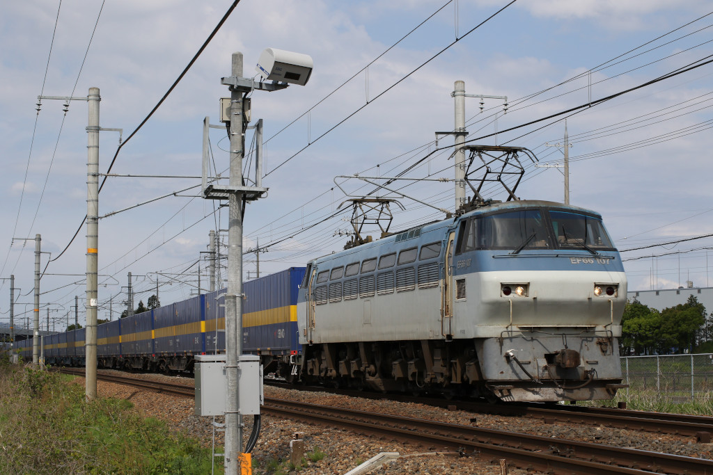 線路際の小さな幸せ: 2059レ EF66 107 『カンガルーライナーSS60』 丸目サメ参上！ DAINICHIいっぱい