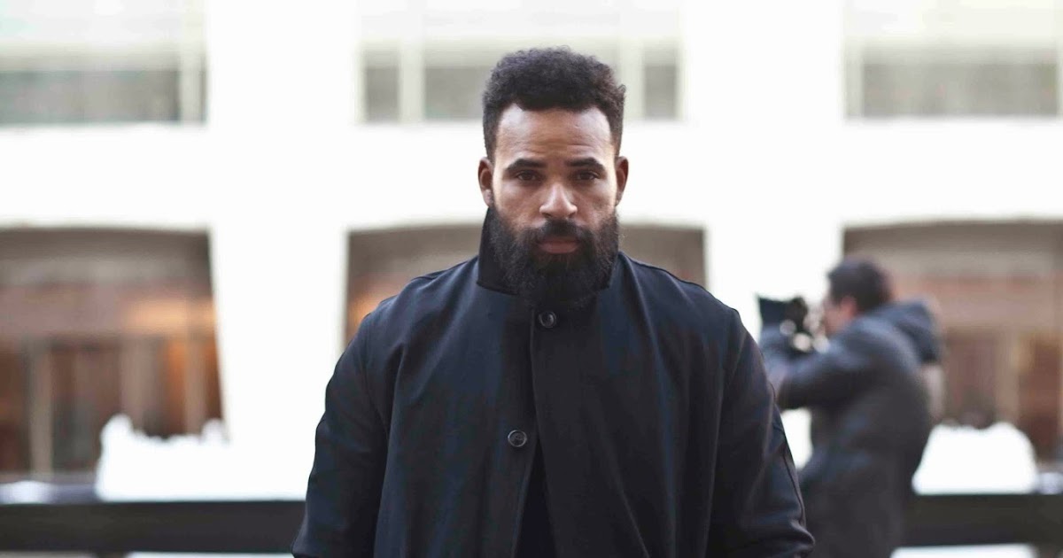 Street Gazing: Street Gazing... Quentin, bearded in black style.