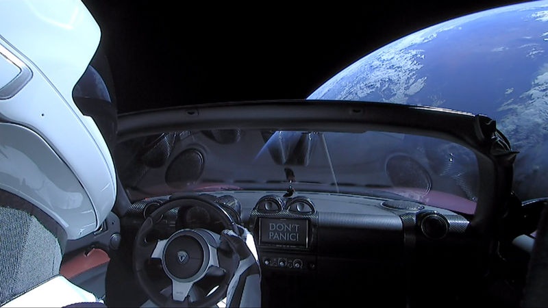 Tecnoneo: El Tesla Starman Roadster de SpaceX ha completado su primera ...