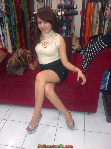 Penglipur Lara: Foto SPG Cantik Seksi Muka Nafsuin Minta di Kimpoi