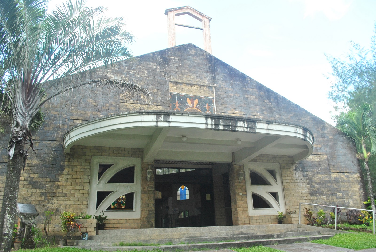 Backpacking Pilipinas: Philippine Churches