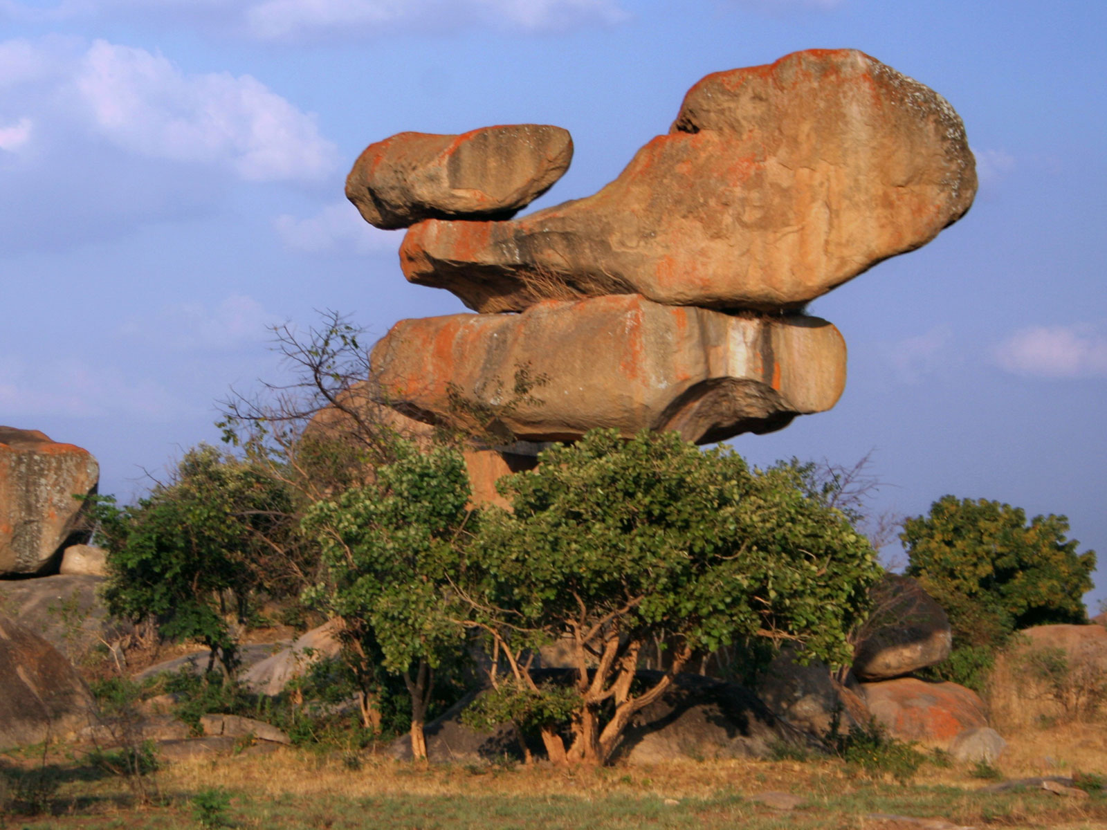Hidden and little known places: The balancing rocks,Zimbabwe