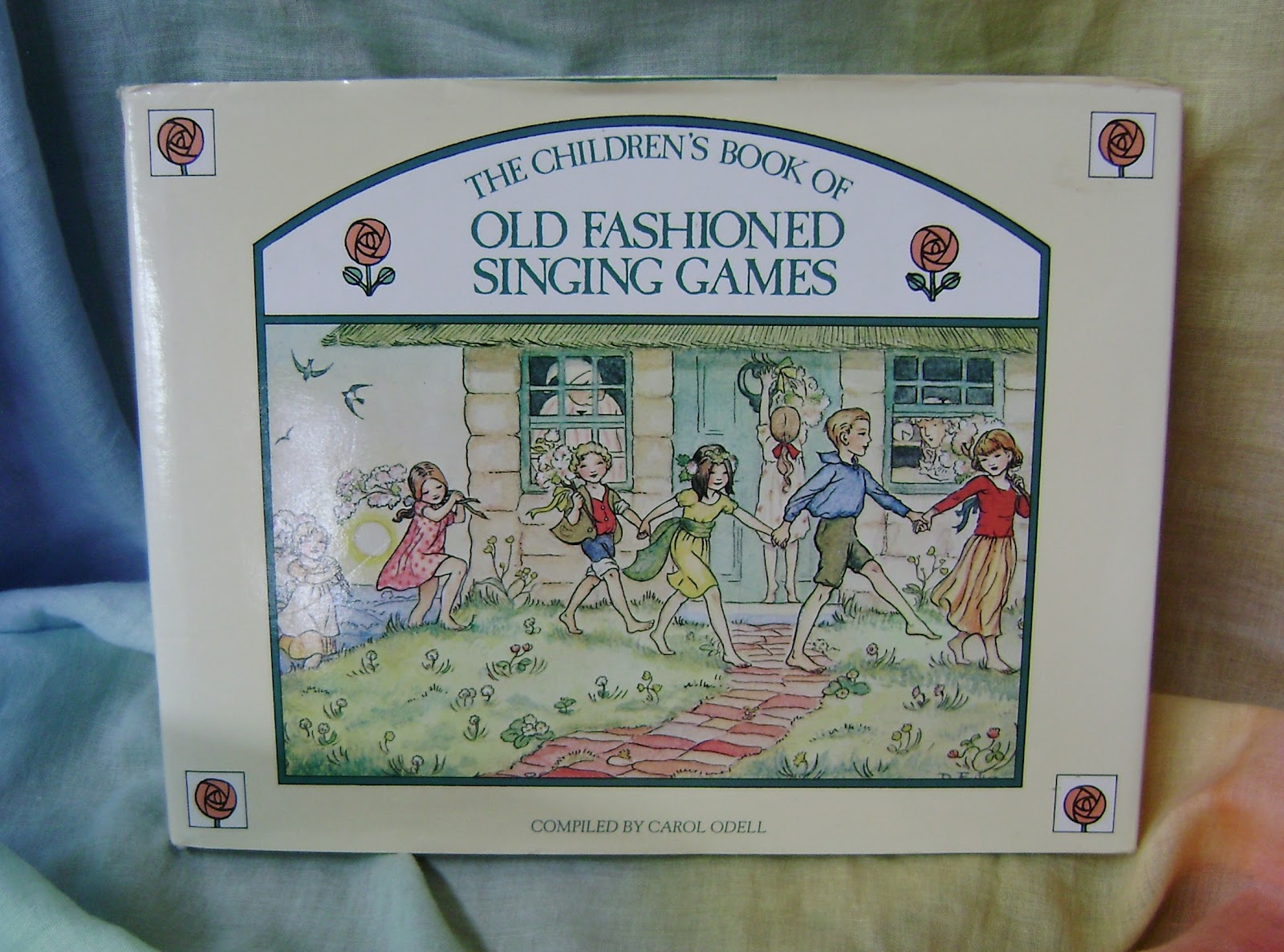 Softearth's World: Old Fashioned Singing Games