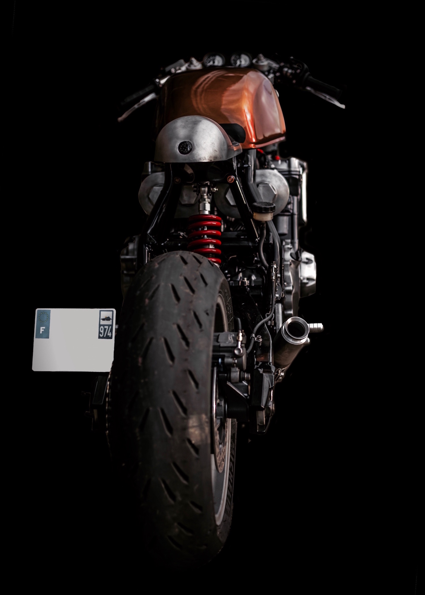 Run Iron CB1300 - Inazuma café racer