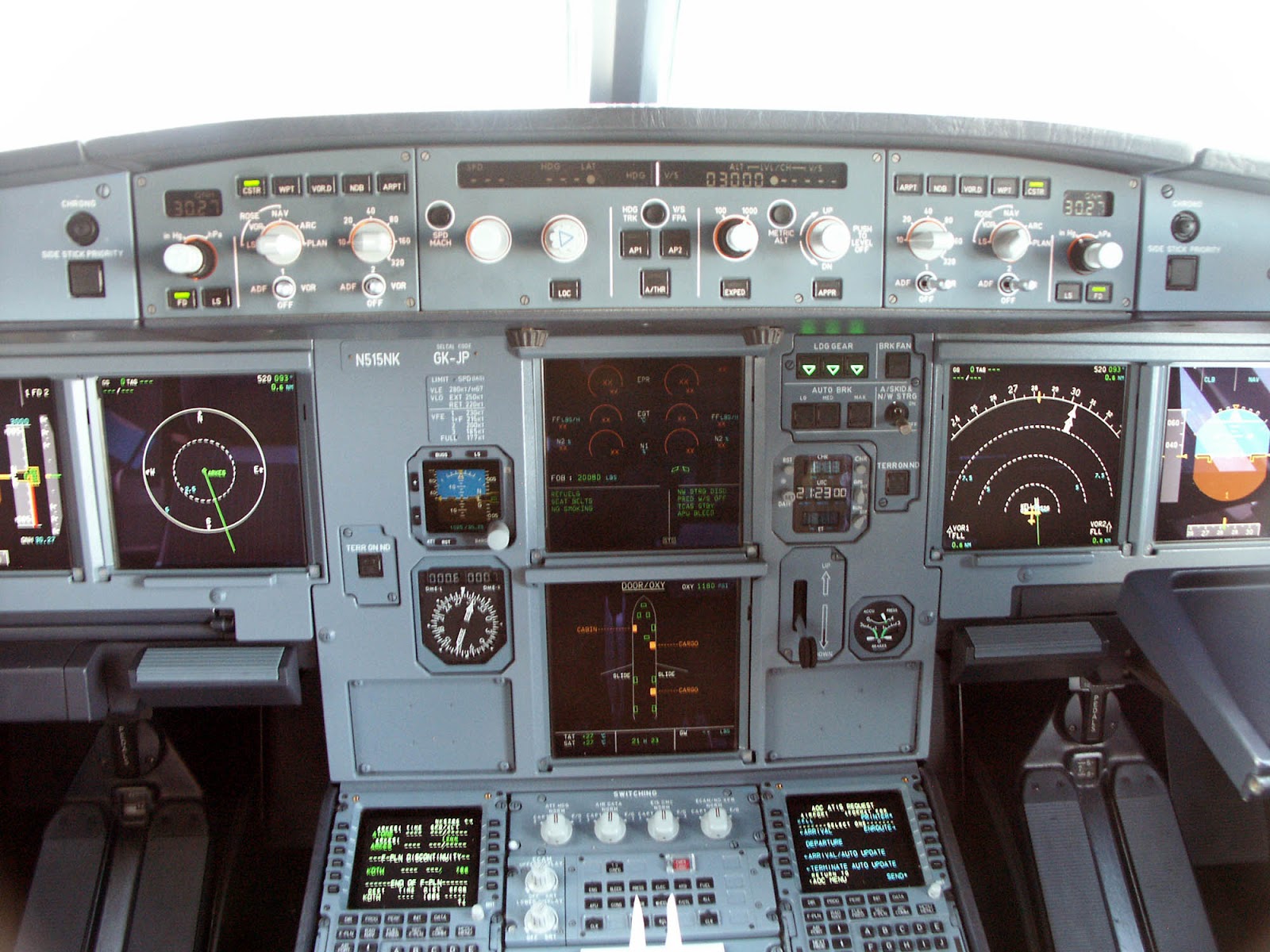 The Flight Cockpit: Airbus A319 Cockpit