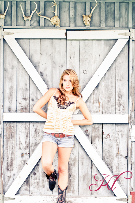 Keira Lemonis Photography: Country Boudoir