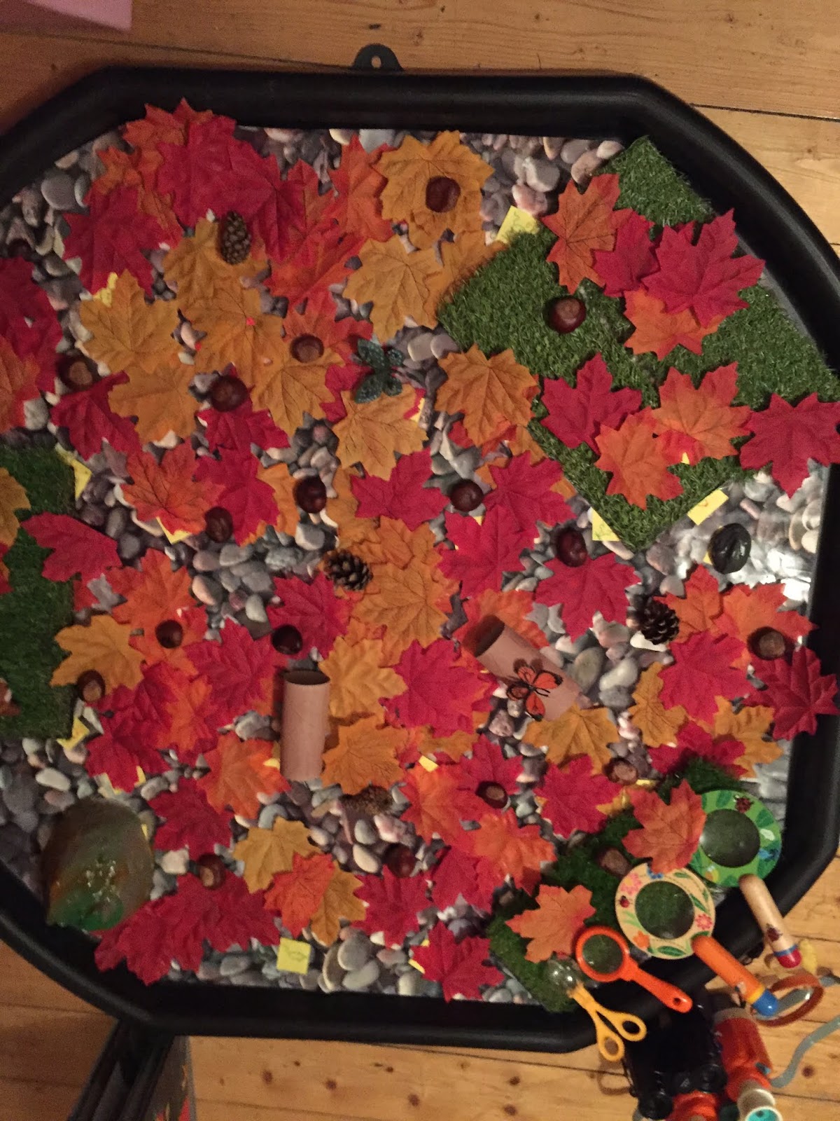 Autumnal 3-in-1 Tuff Tray
