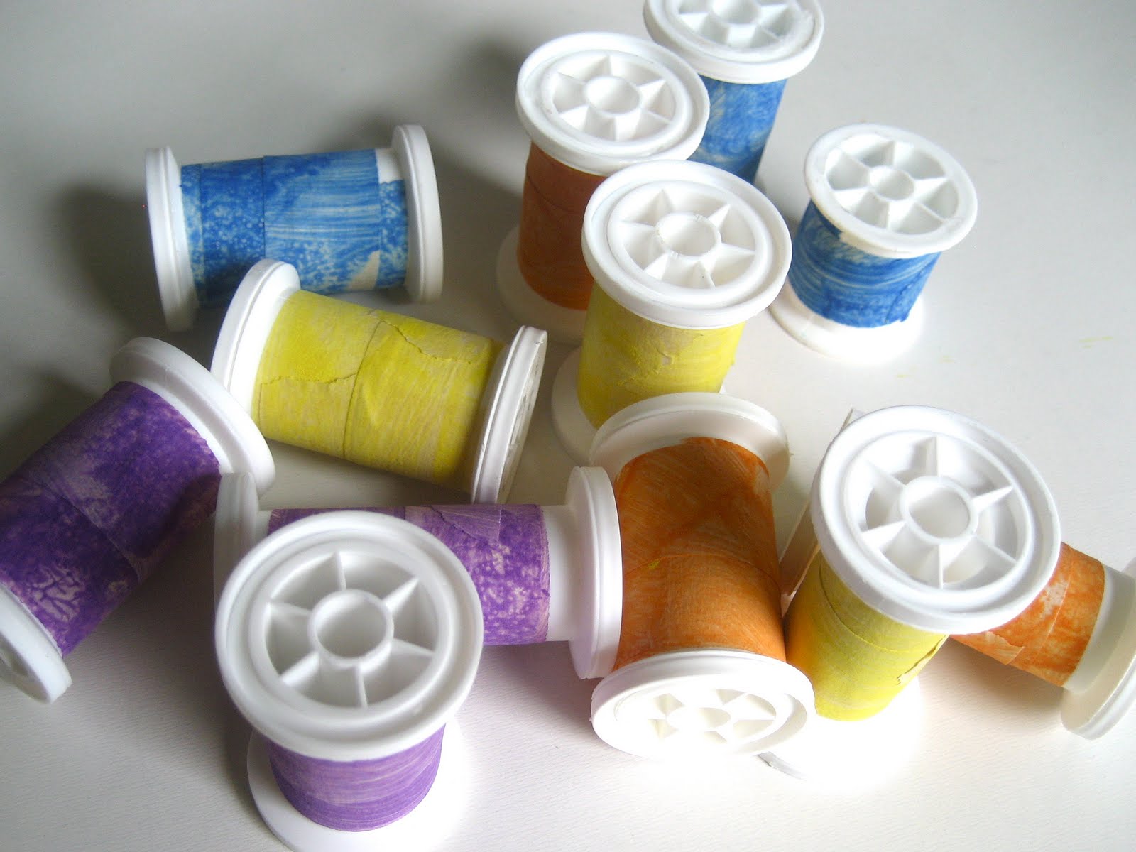 a little gray: Tutorial: Spool Stacker Toy