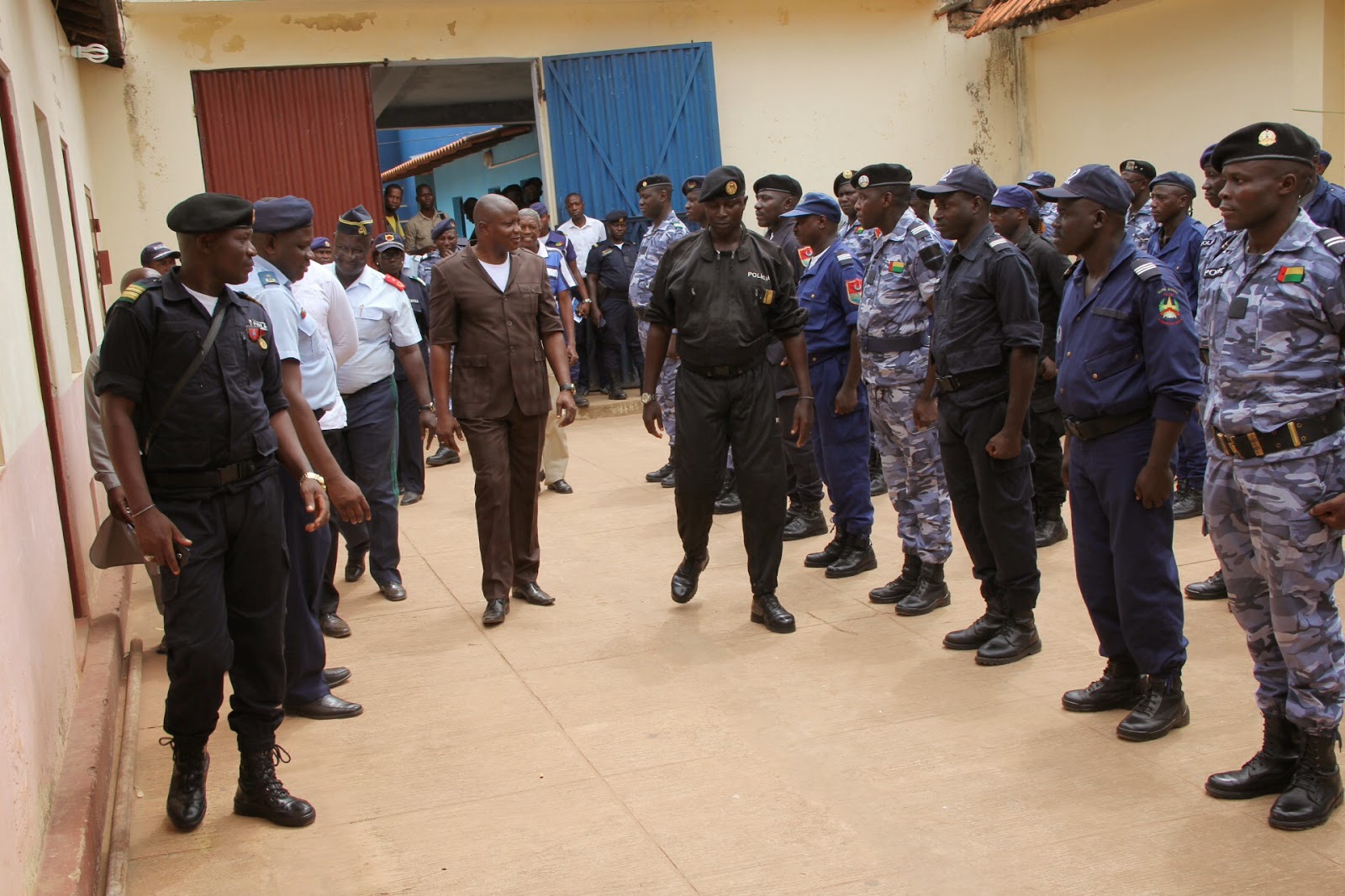Conosaba do Porto: «OREDJA (RAFILON) CAU CUKA MANDAL LA QUI TA BAI ...