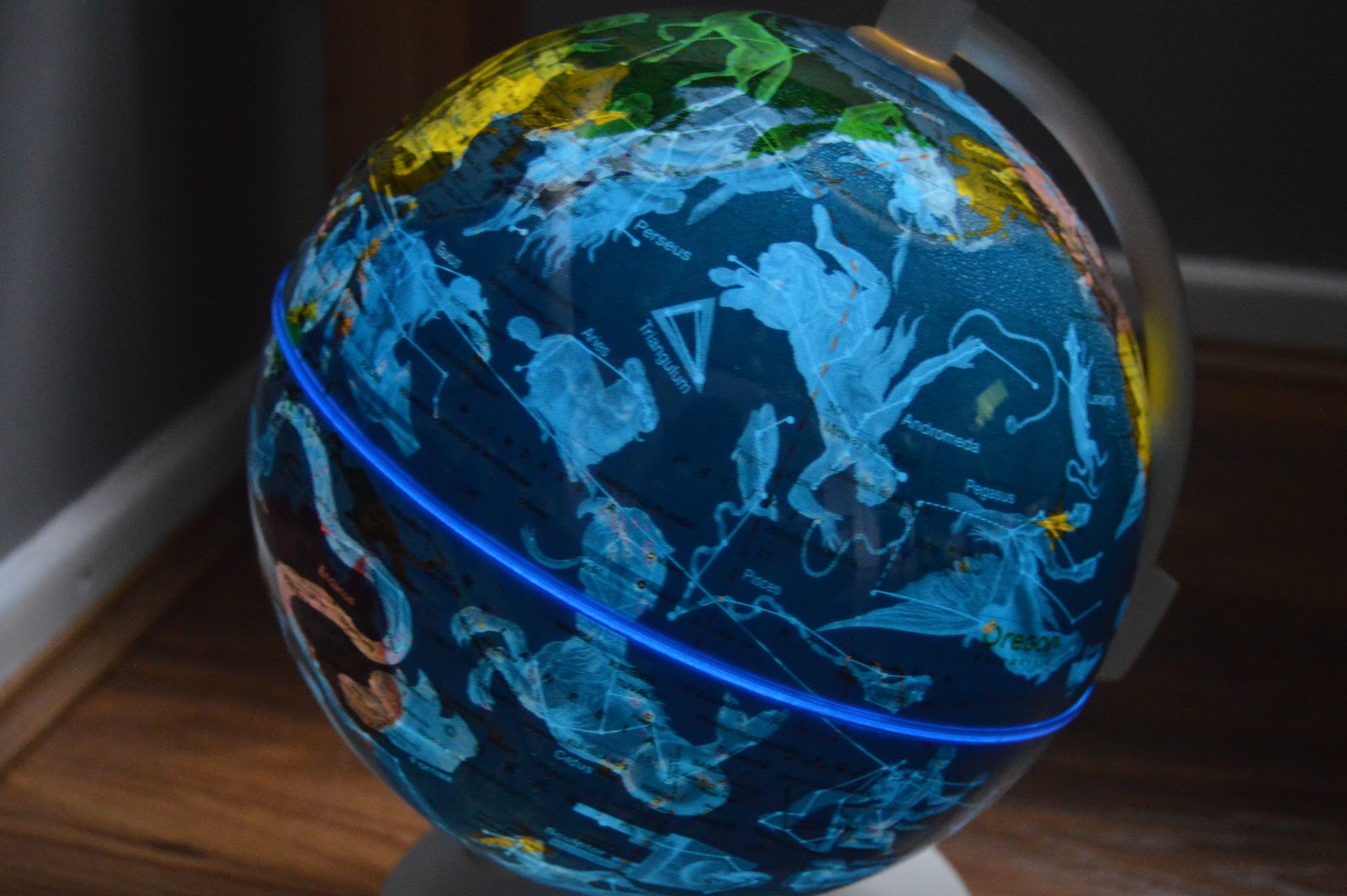 Playdays and Runways: Review | Oregon Scientific Smart Globe Myth