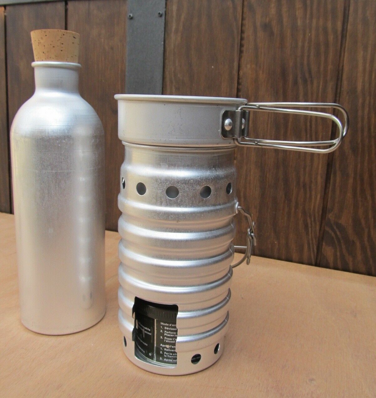 Webbingbabel: Swiss Army Volcano Stove Emergency Cooker