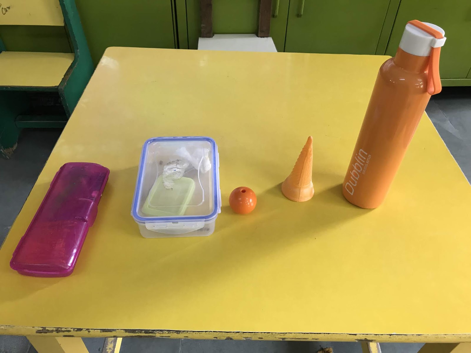 TOTSCHOOLING: Solid shapes- Model making