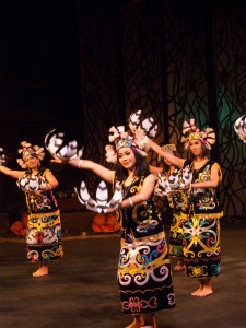 Kelab Kebudayaan MRSM Mukah Semester 2 2015: Tarian Tradisional yang ...