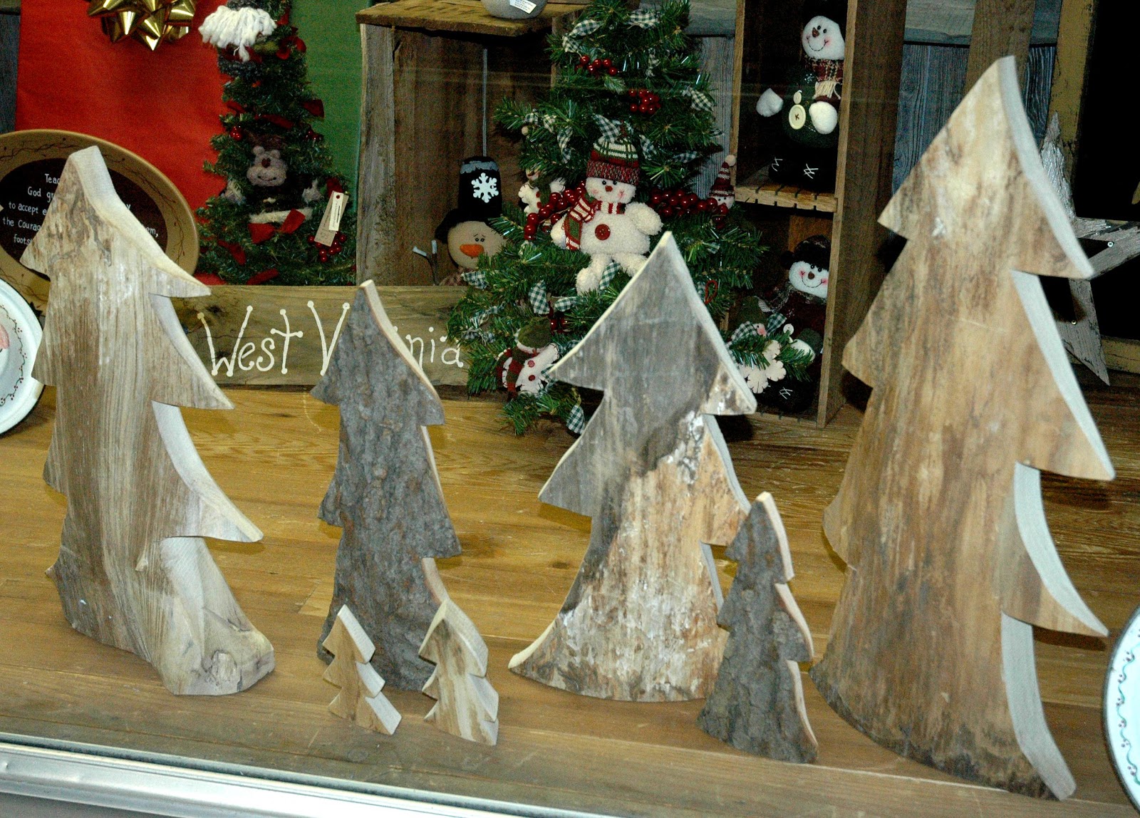 Country Lane Crafts & Antiques: Sawmill slab pine trees