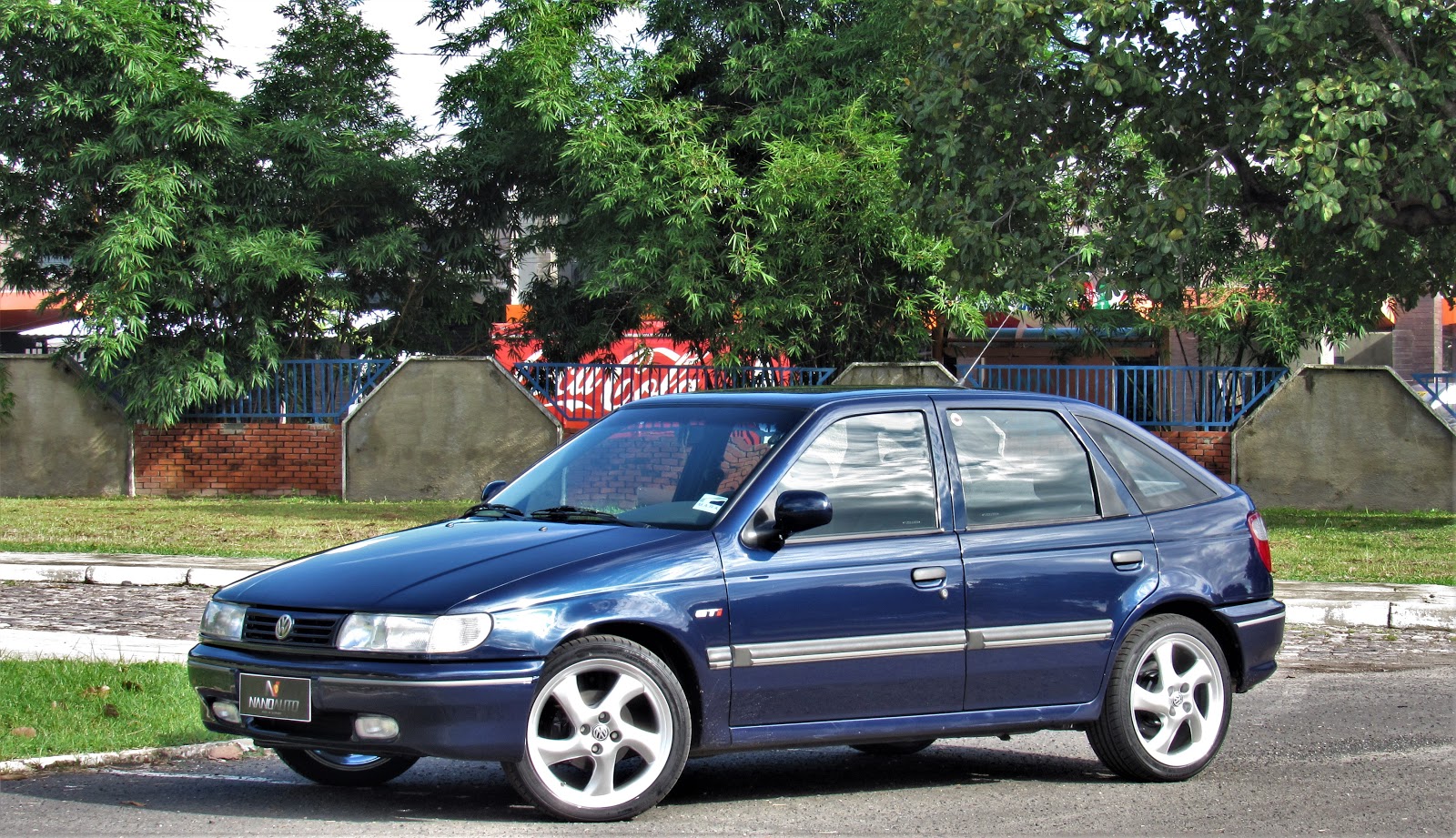 A sensação de guiar o Volkswagen Pointer GTi 1996!
