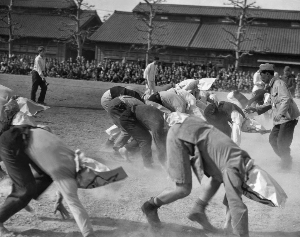 50 Amazing Vintage Photos That Capture Everyday Life of Postwar Tokyo ...