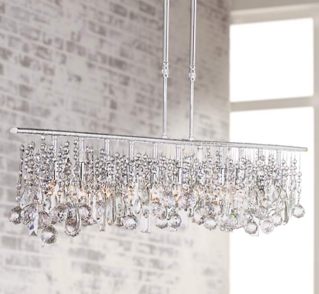 Design Obsession: Linear Crystal Chandeliers - MONICA BENAVIDEZ