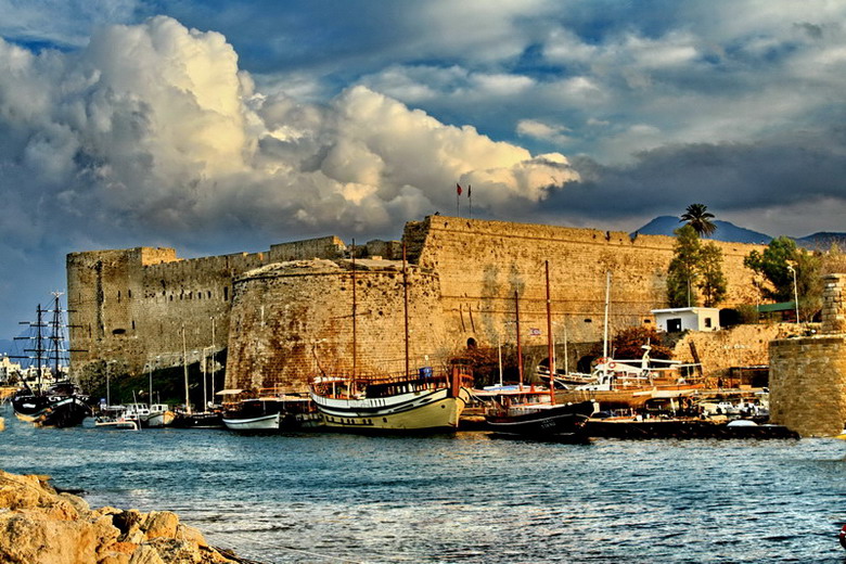 ΜΠΟΡΑ ΕΙΝΑΙ ΘΑ ΠΕΡΑΣΕΙ - Let's wait until the storm passes: Το ...