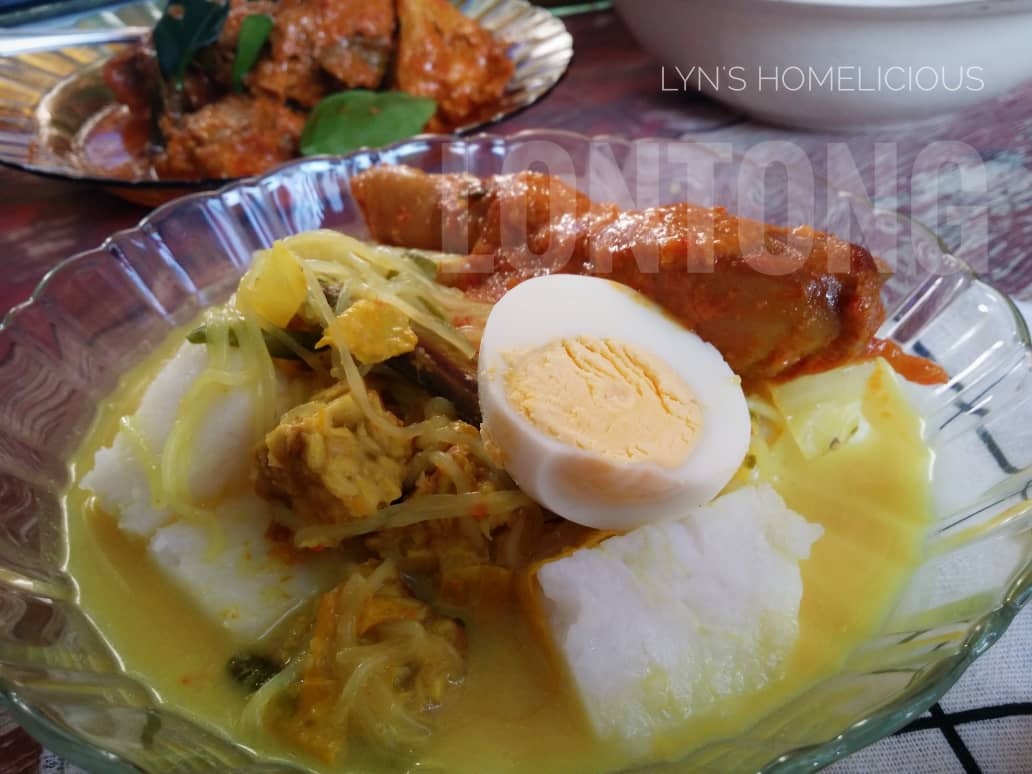 Homemade Nasi Impit (Compressed Rice) | LYN'S HOMELICIOUS