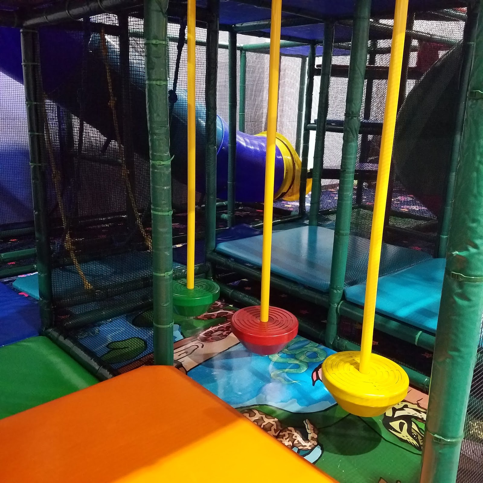 Play St. Louis: Playtime Party Center, Wentzville