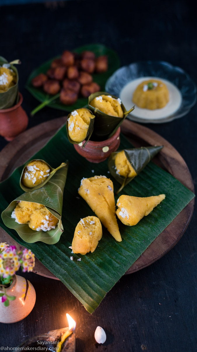 A Homemaker's Diary: Taler Pithe (Bengali Steamed Palmyra palm cake)