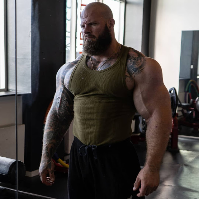 Muscle Lover: December muscle mix 2020