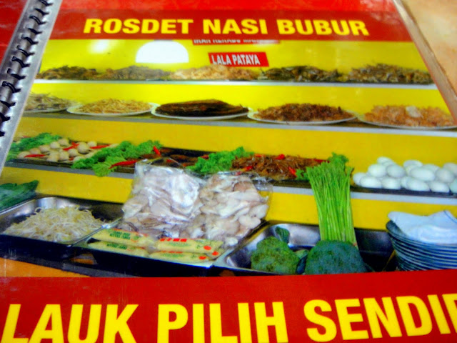 Postcards From Malaysia: Rosdet Tomyam Kg Baru