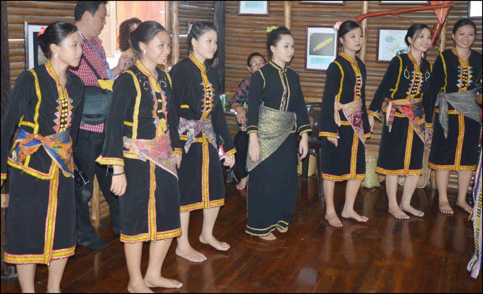 Gerbang Maya: ADAT ISTIADAT PERKAHWINAN SUKU KAUM TATANA